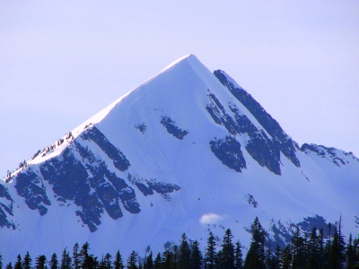 Pyramid Peak - 6,937' Washington